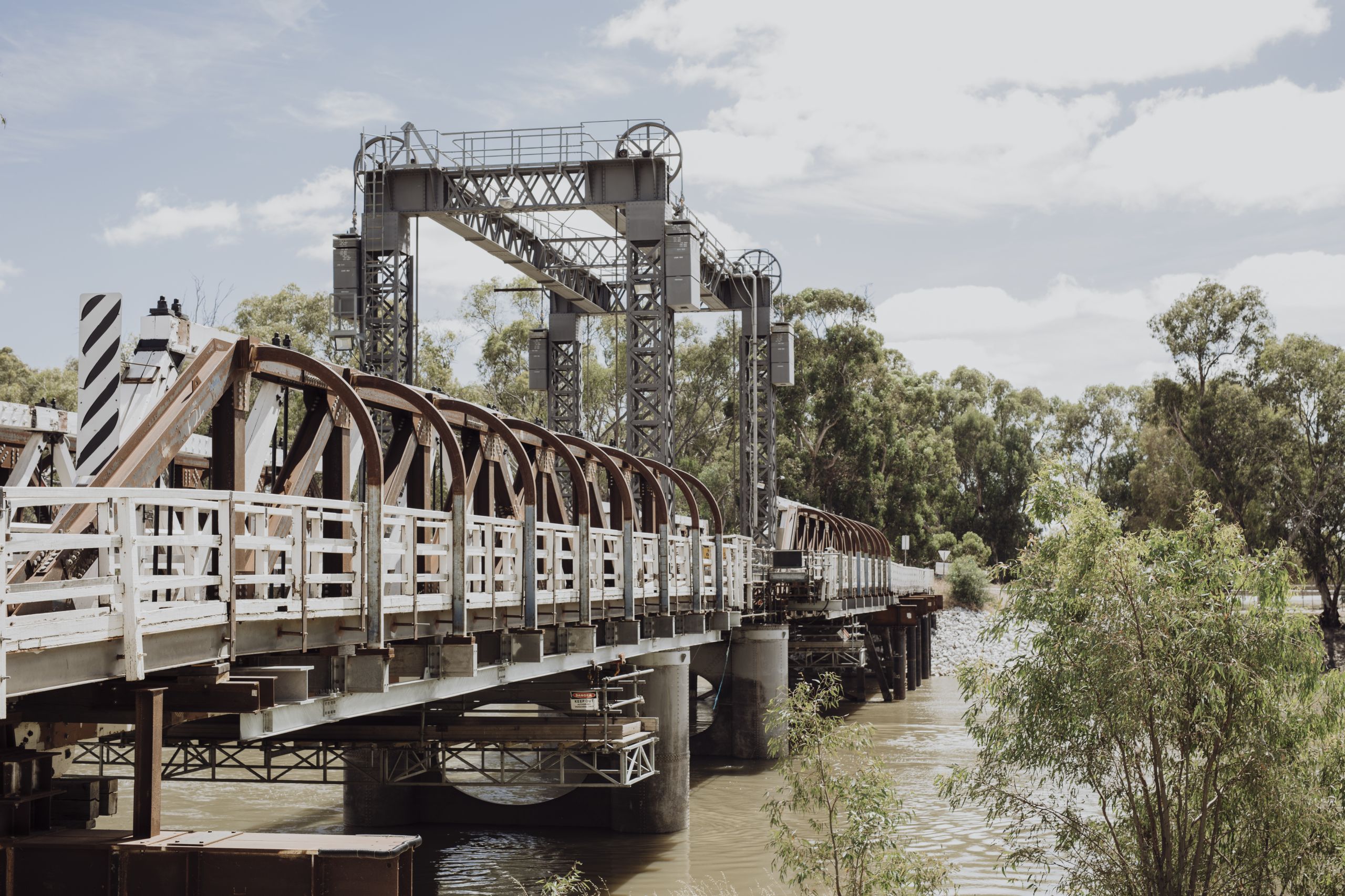 A new Swan Hill Bridge | Let's talk